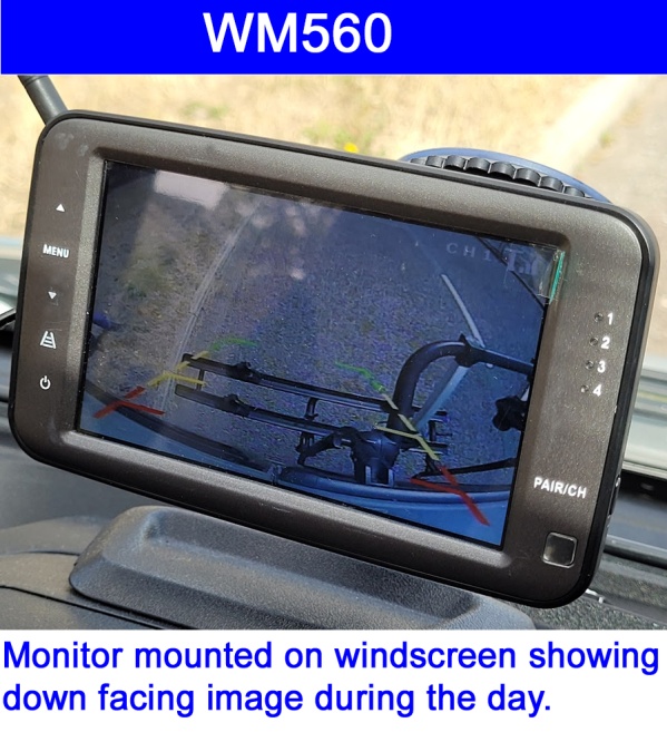 5 inch digital wireless suction mount monitor - Reversing Cameras UK